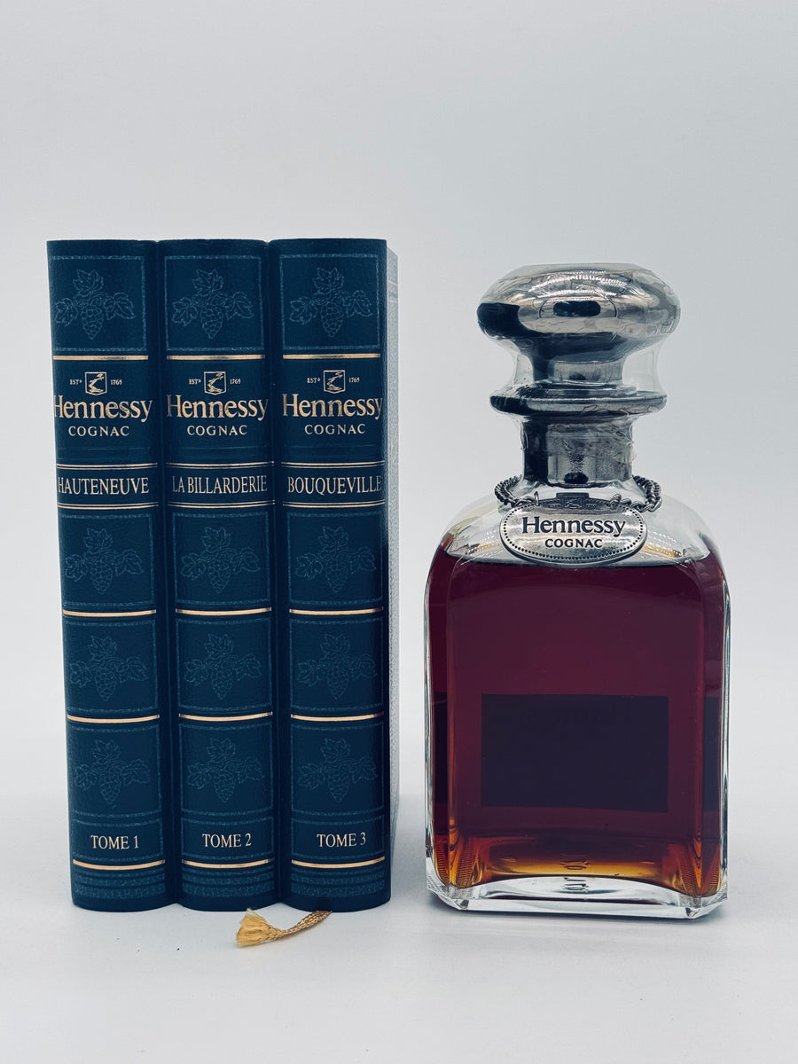 Hennessy Cognac Library Tome Blue Book (700ml) – Whisky Trade