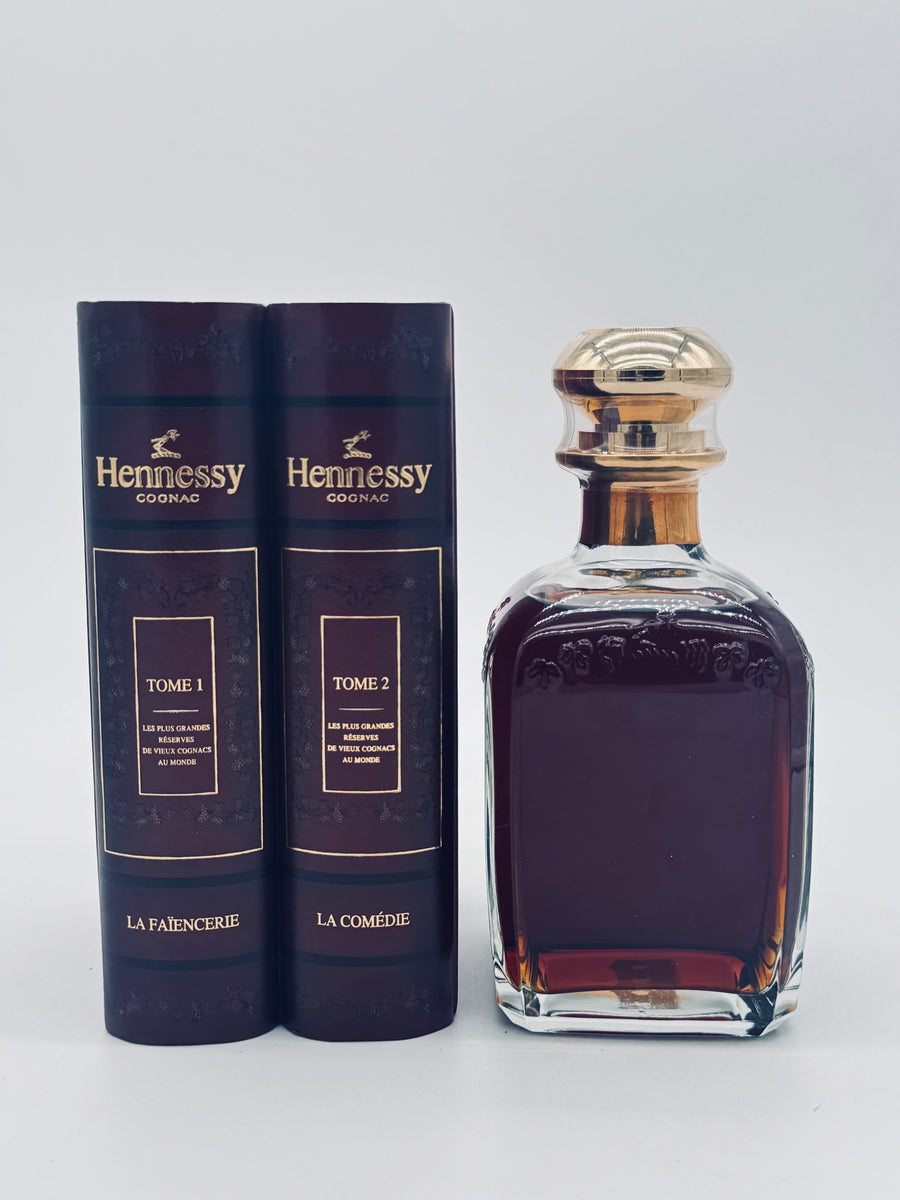 Hennessy Cognac Library Tome Red Book (700ml) – Whisky Trade
