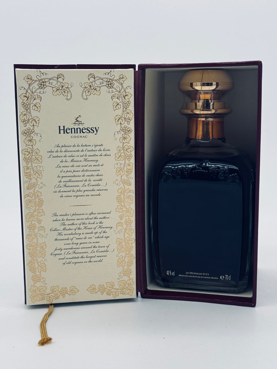 Hennessy Cognac Library Tome Red Book (700ml) – Whisky Trade